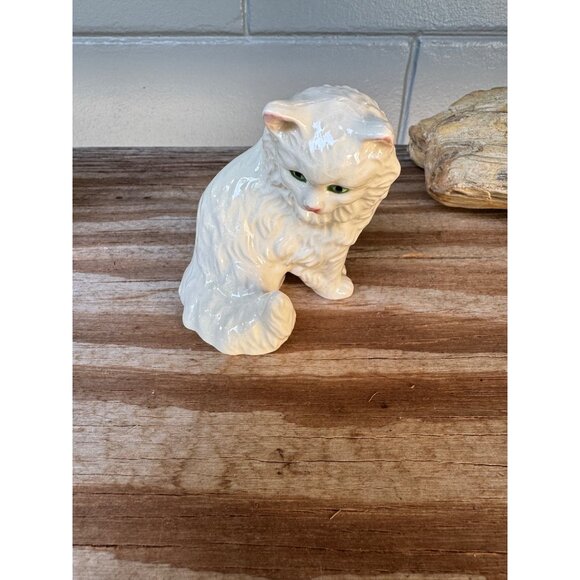 Goebel | Other | Vintage Goebel White Persian Cat Green Eyes Figurine ...